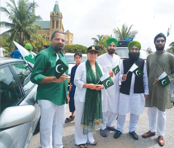 Motor Club members rev up their engines for Freedom Drive - Newspaper ...