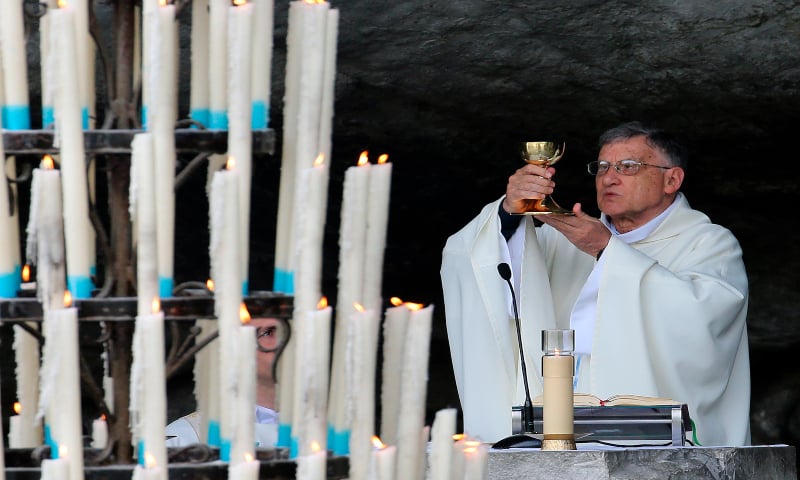 World’s first e-pilgrimage held at Lourdes shrine in France - World ...