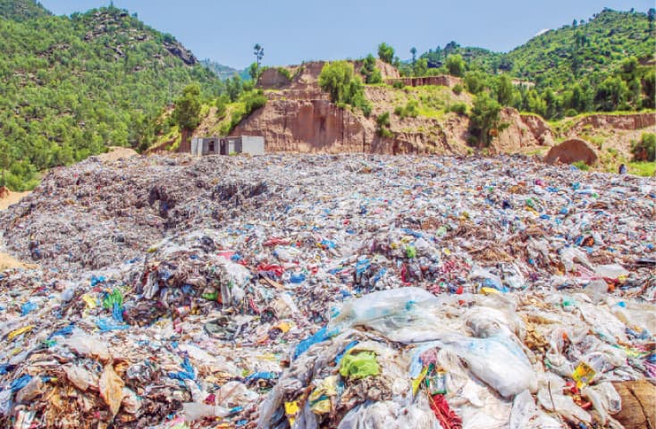 Swatis protest waste dumping in residential area - Newspaper - DAWN.COM