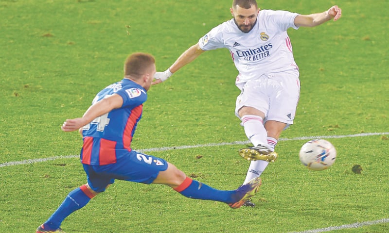 Benzema stars as Real win at Eibar - Newspaper - DAWN.COM