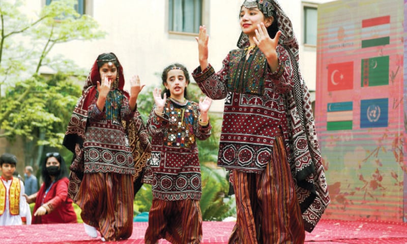 Diplomatic missions join Nowruz celebrations - Newspaper - DAWN.COM