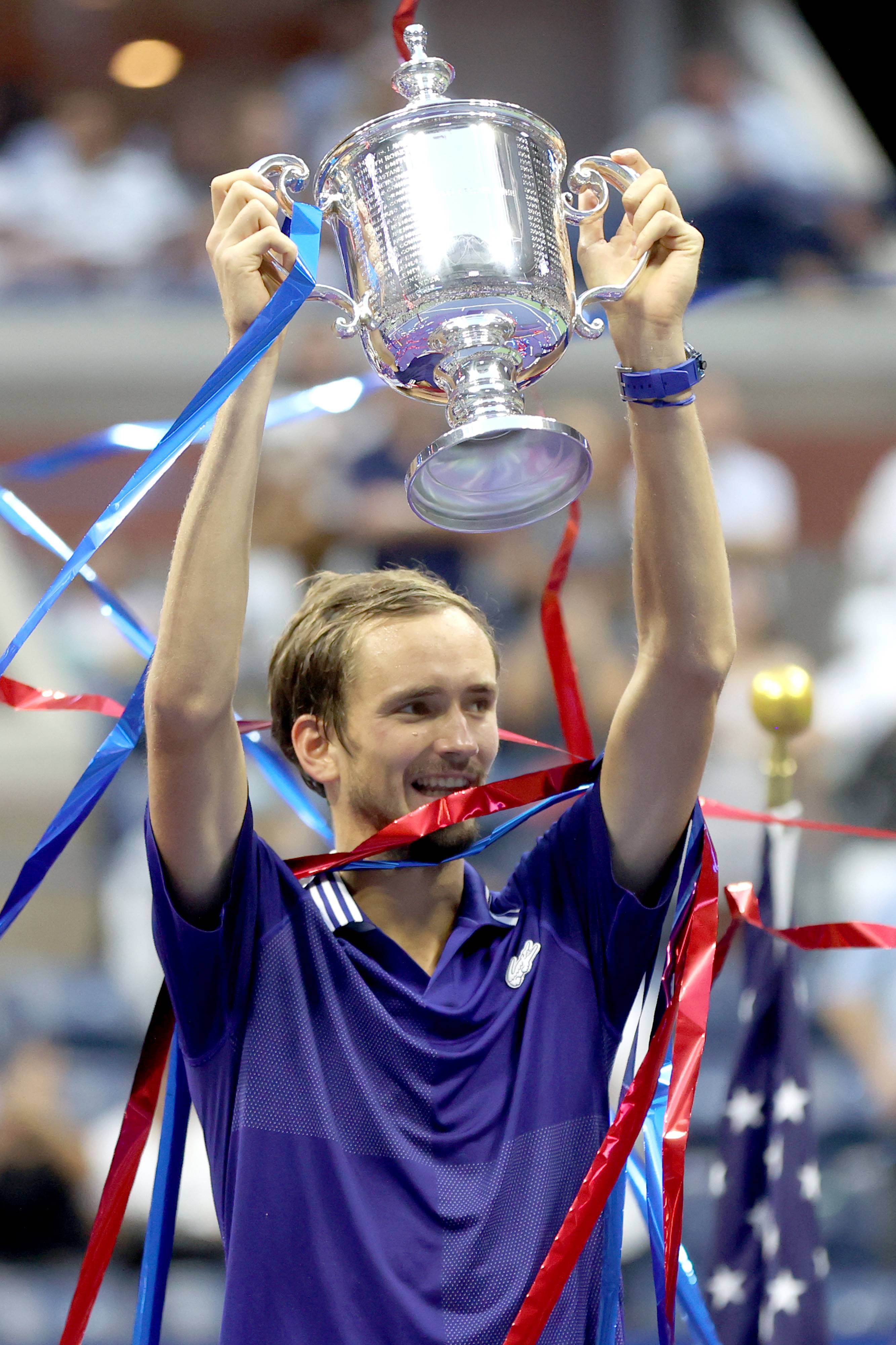 Medvedev wins US Open to end Djokovic calendar Grand Slam bid - Sport - DAWN.COM