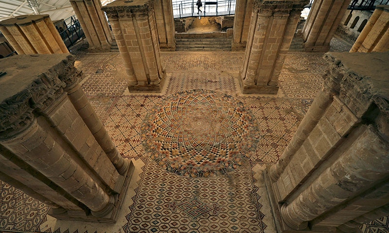 Palestinians unveil huge mosaic at Jericho desert castle - World - DAWN.COM