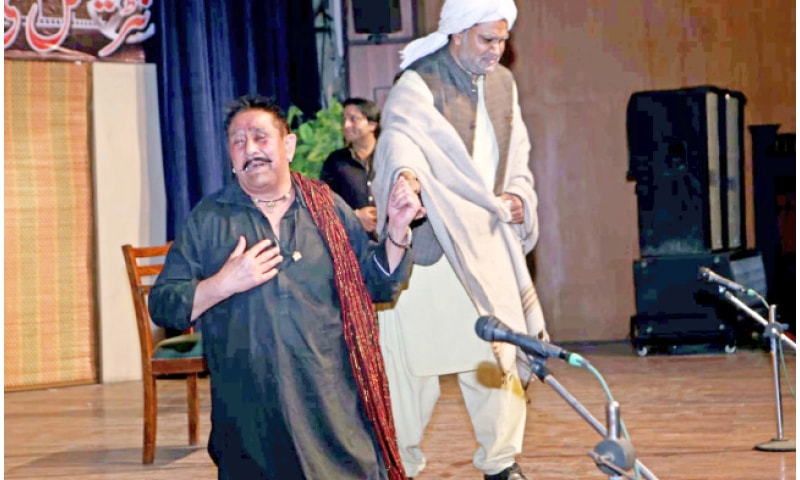 Play depicting social issues staged - Newspaper - DAWN.COM