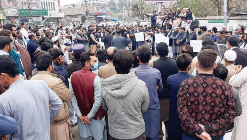 Lower Dir protesters demand arrest of youth’s killers - Newspaper ...