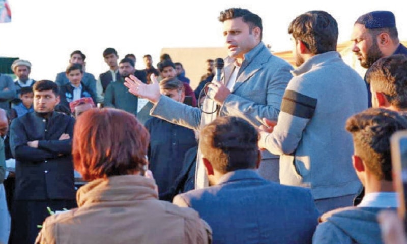 Zulfi vows to free locals from feudal rule - Newspaper - DAWN.COM