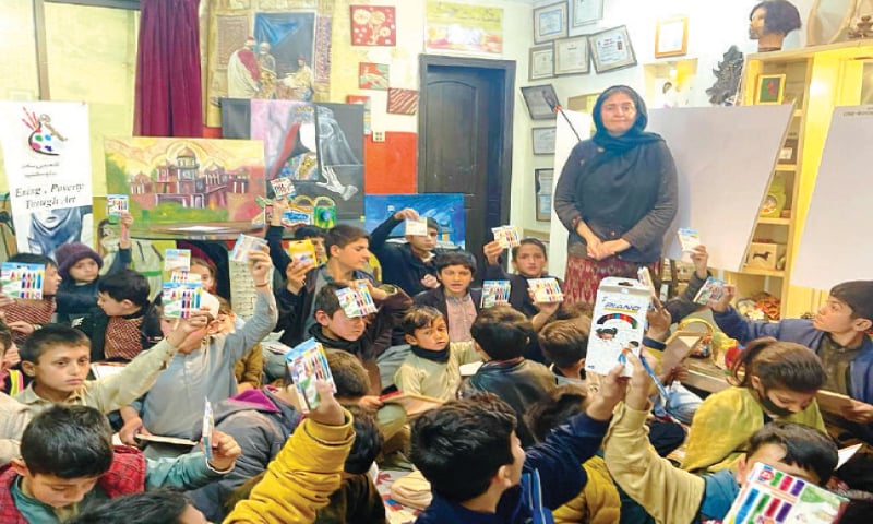 Skills promise street children better future - Newspaper - DAWN.COM