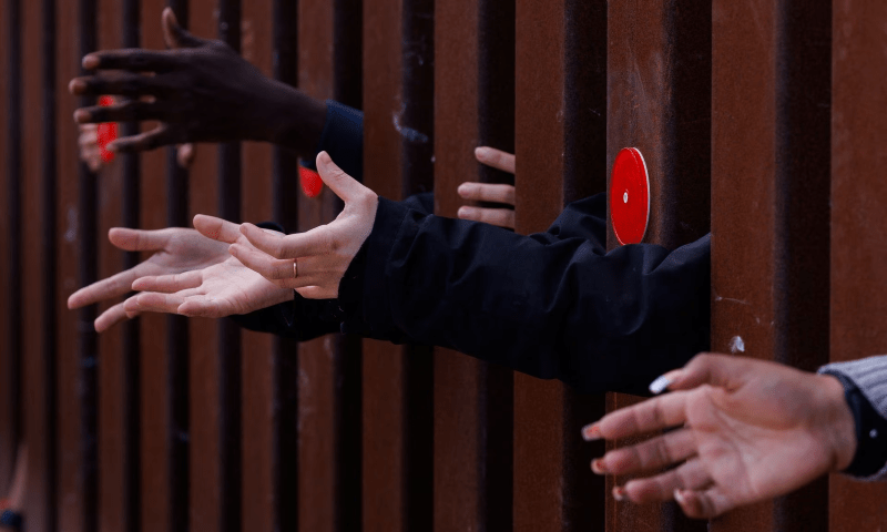 US lifts Covid-era asylum curbs on border - World - DAWN.COM