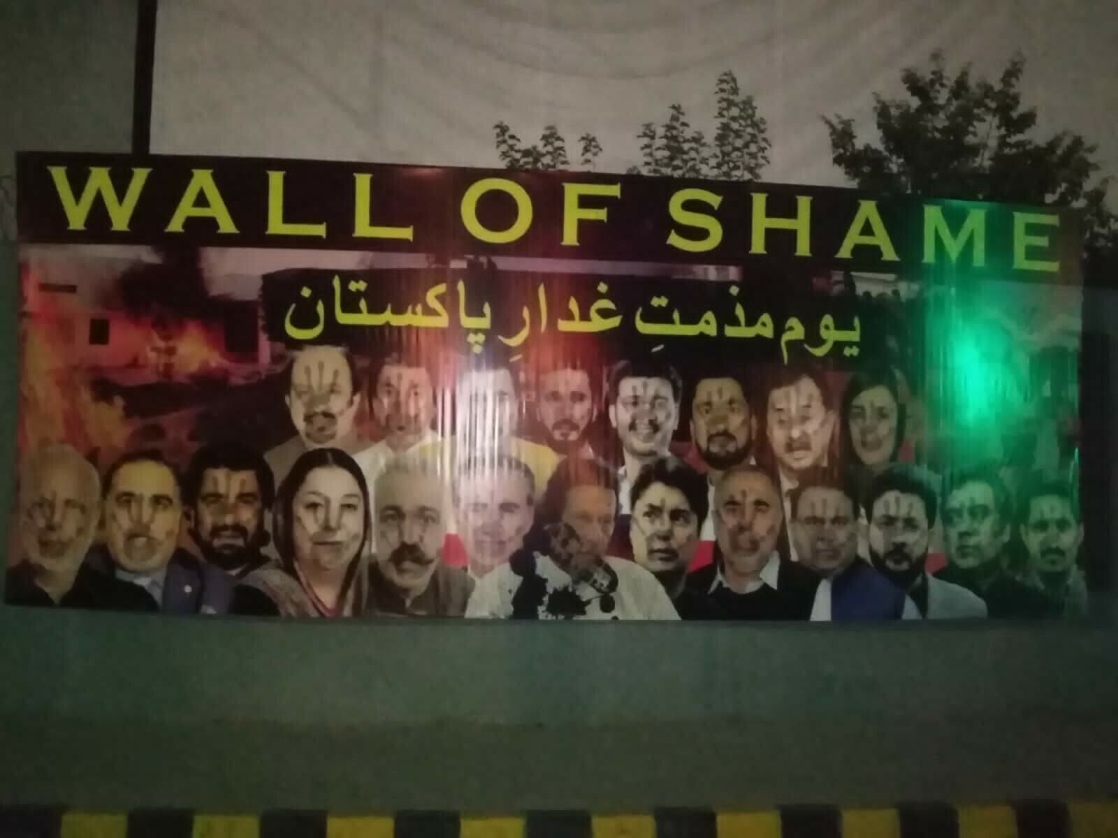 Anti-PTI posters spring up in Islamabad - DAWN.COM