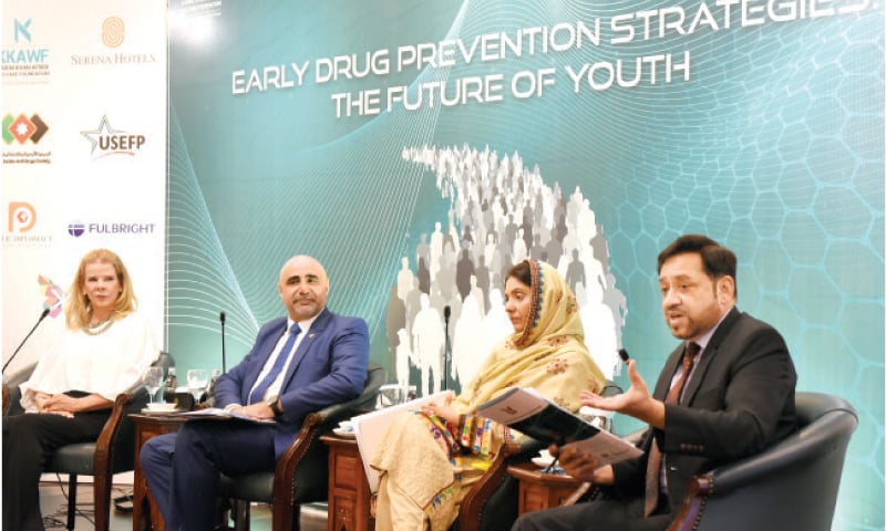 Media can better highlight hazards of drugs: speakers - Newspaper ...