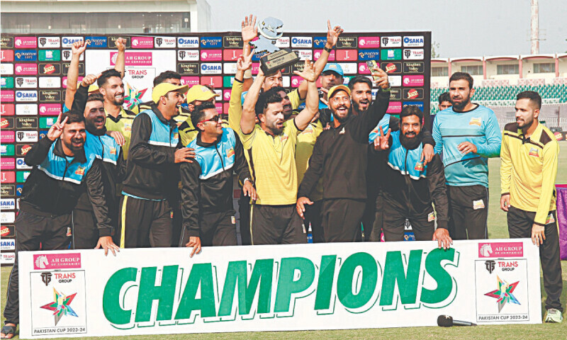 Peshawar overhaul Karachi Whites to take Pakistan Cup - Sport - DAWN.COM