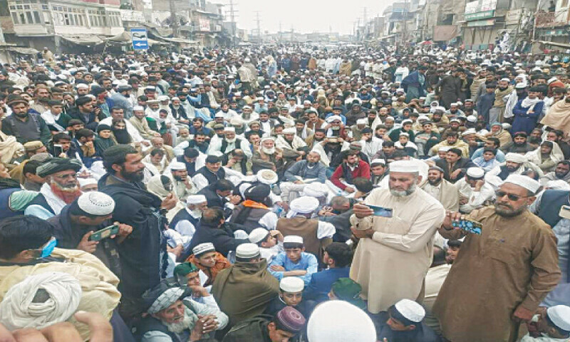 Naurang city traders down shutters against poor law and order ...