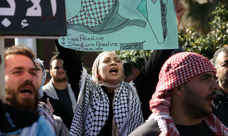 PHOTOS: Protest in support of Gaza held in Amman, Jordan - DAWN.COM