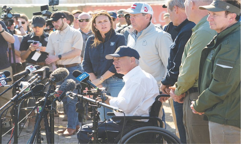 Texas governor vows to expand border guard presence - Newspaper - DAWN.COM