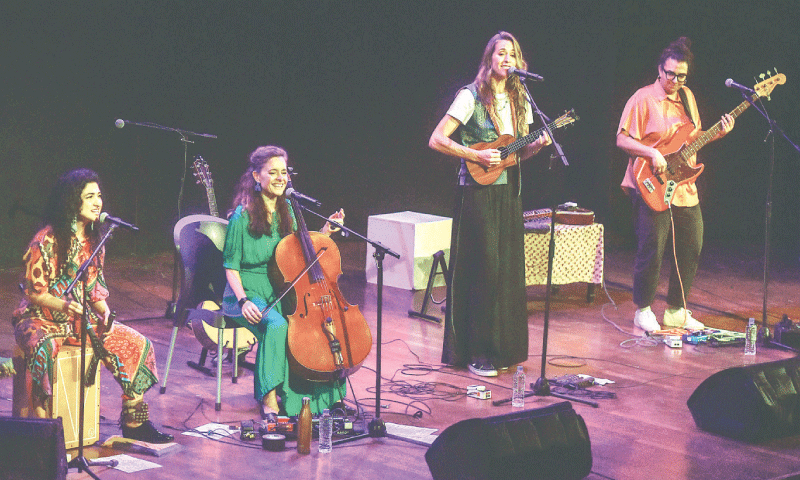 American folk band Raining Jane reigns supreme - Newspaper - DAWN.COM
