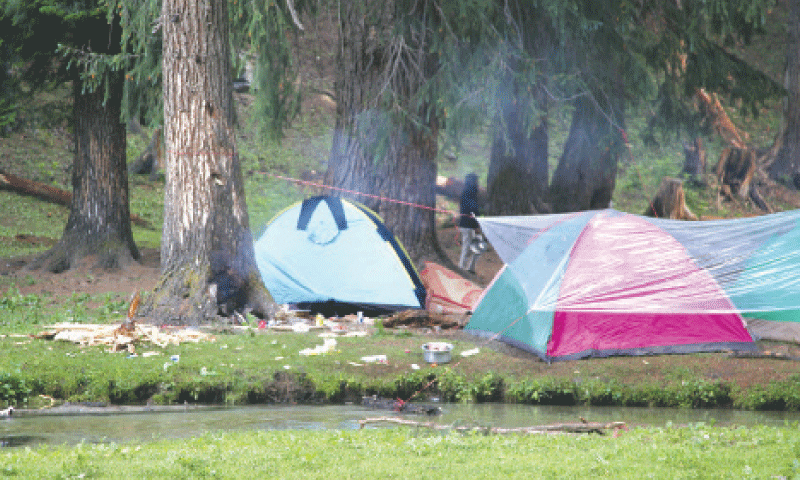Tourists urged to keep picnic spots in Swat clean - Newspaper - DAWN.COM