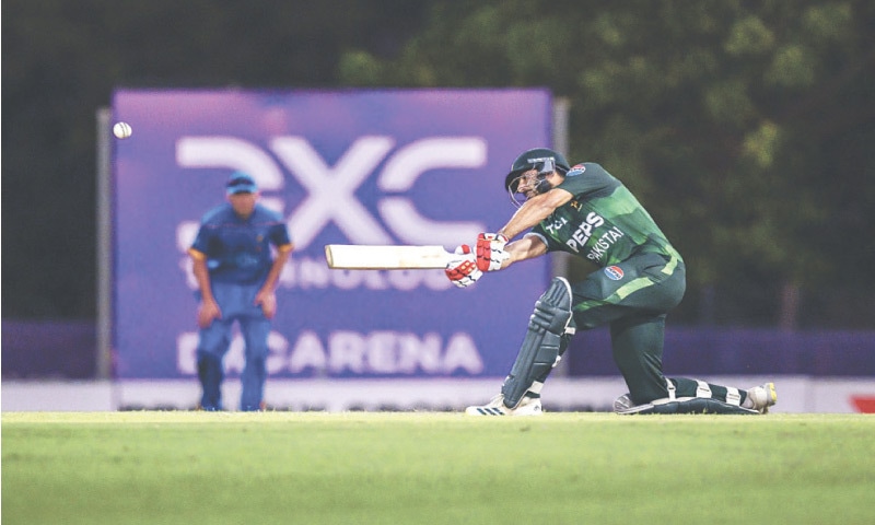 Irfan smashes ton as Shaheens make semis - Newspaper - DAWN.COM