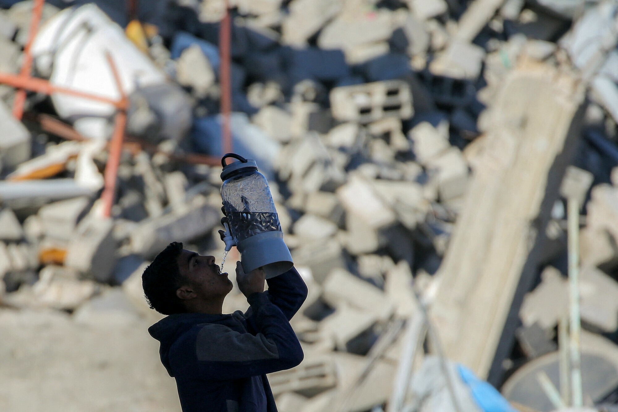 PHOTOS: Palestinians in Gaza return to rubble after the ceasefire ...