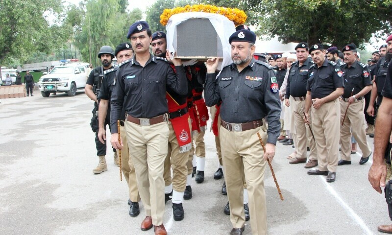 5 cops martyred, 8 injured after multiple police checkpoints come under ...