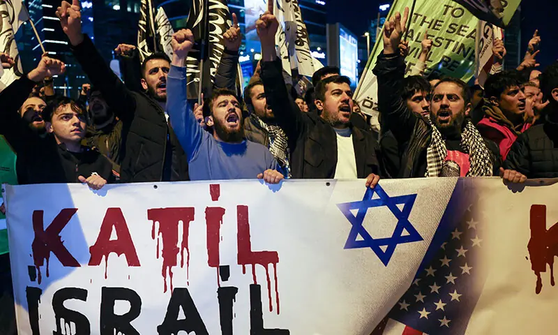 PHOTOS: Protests erupt against interception of Global Sumud Flotilla by ...