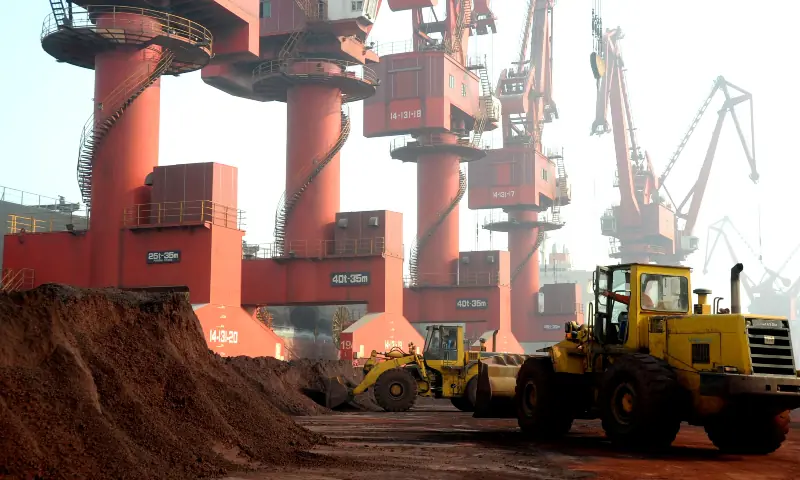 US to inject $1.6bn into rare earths miner for 10pc stake, Financial ...