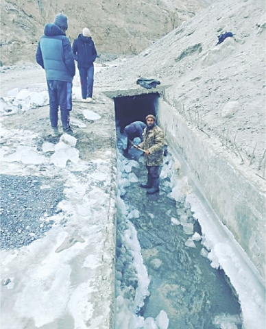 GB in grip of severe cold as 3 die of ‘LPG leakage’ - Newspaper - DAWN.COM