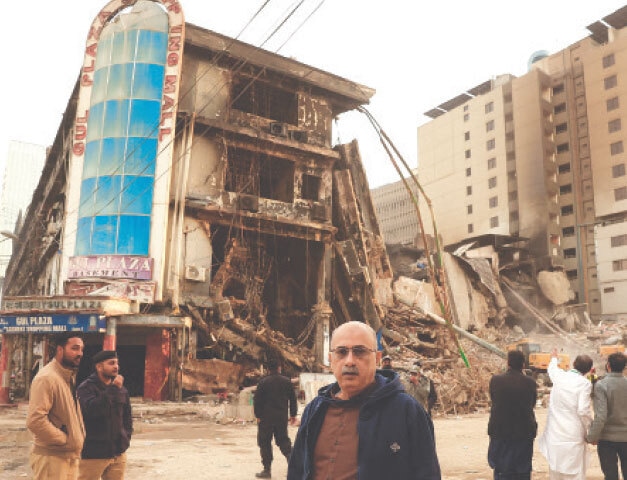 Survivor recounts tale of escape from Gul Plaza blaze amid locked doors ...